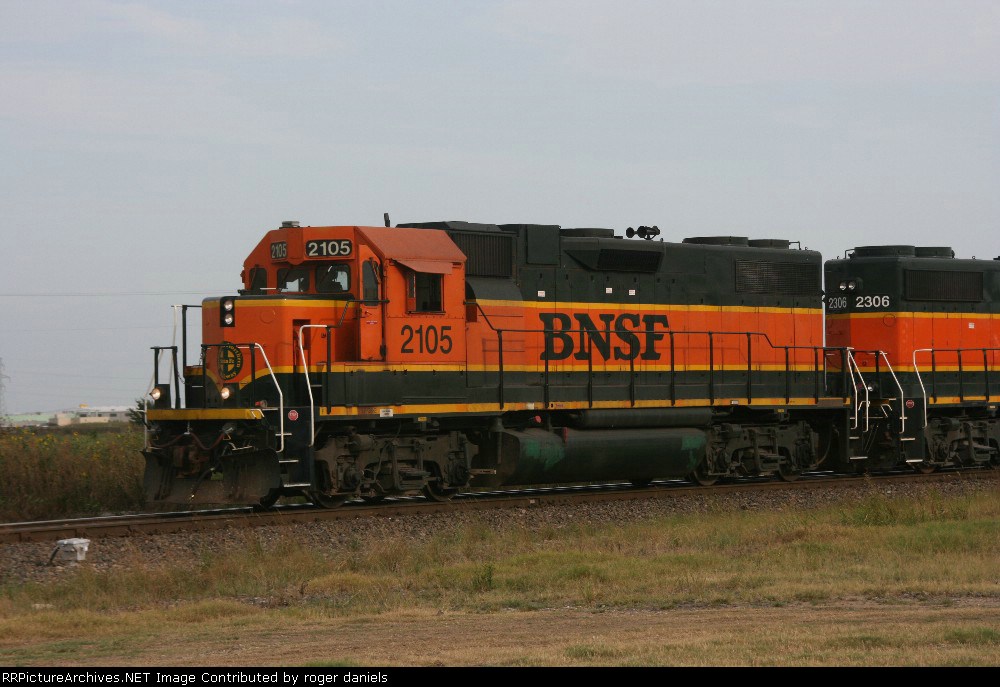 BNSF 2105